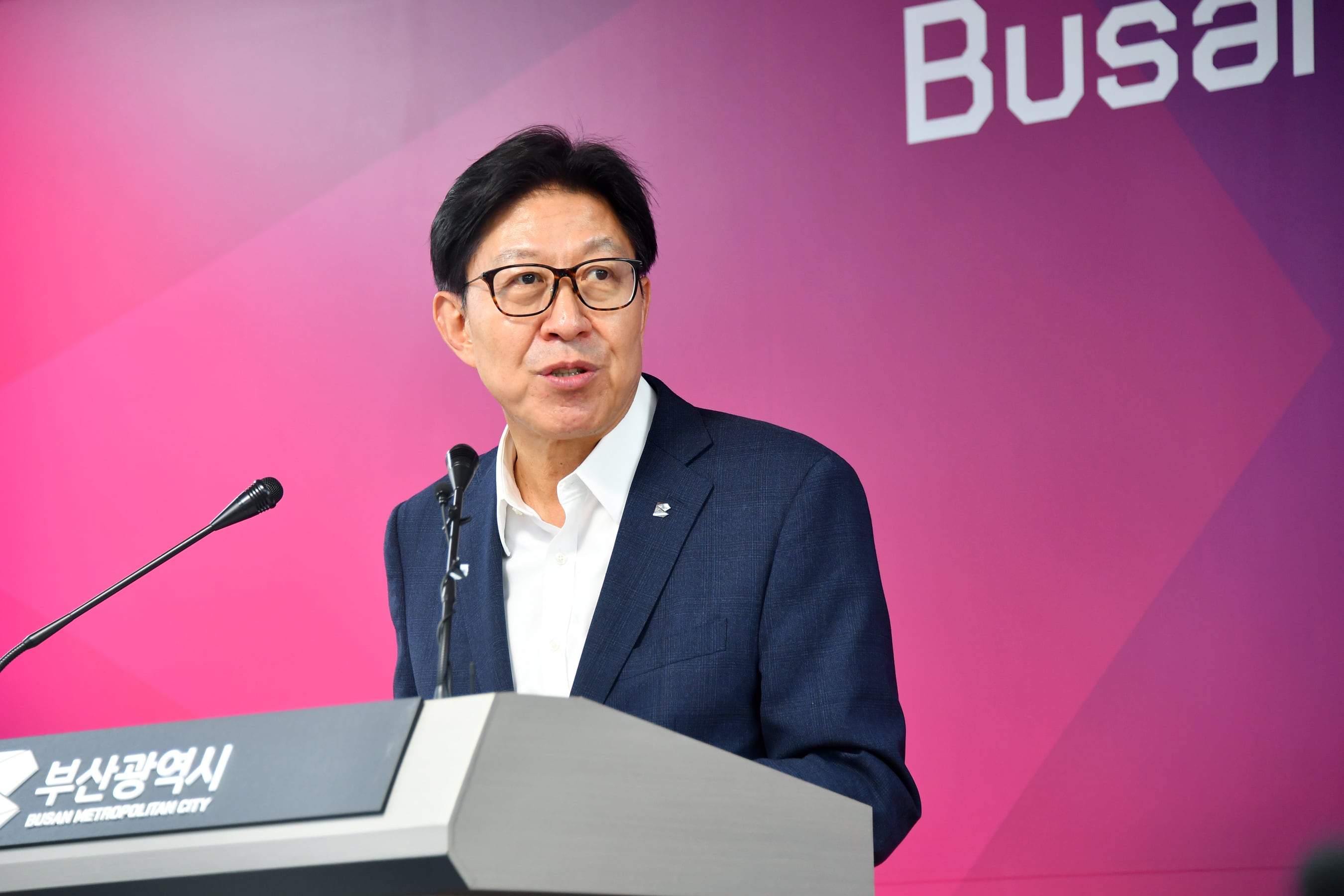 Busan Mayor Condemns Democratic Party's Pressure on Chief Judge to Resign