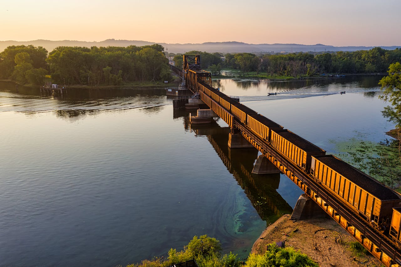 12 Most Charming River Towns in the U.S.