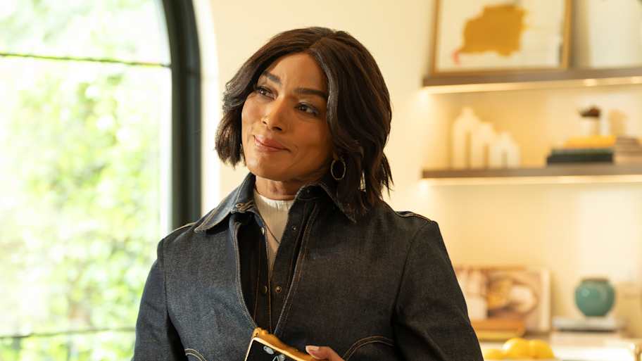 Good lord, they're sending her into space: 911 fans react to stunning ...