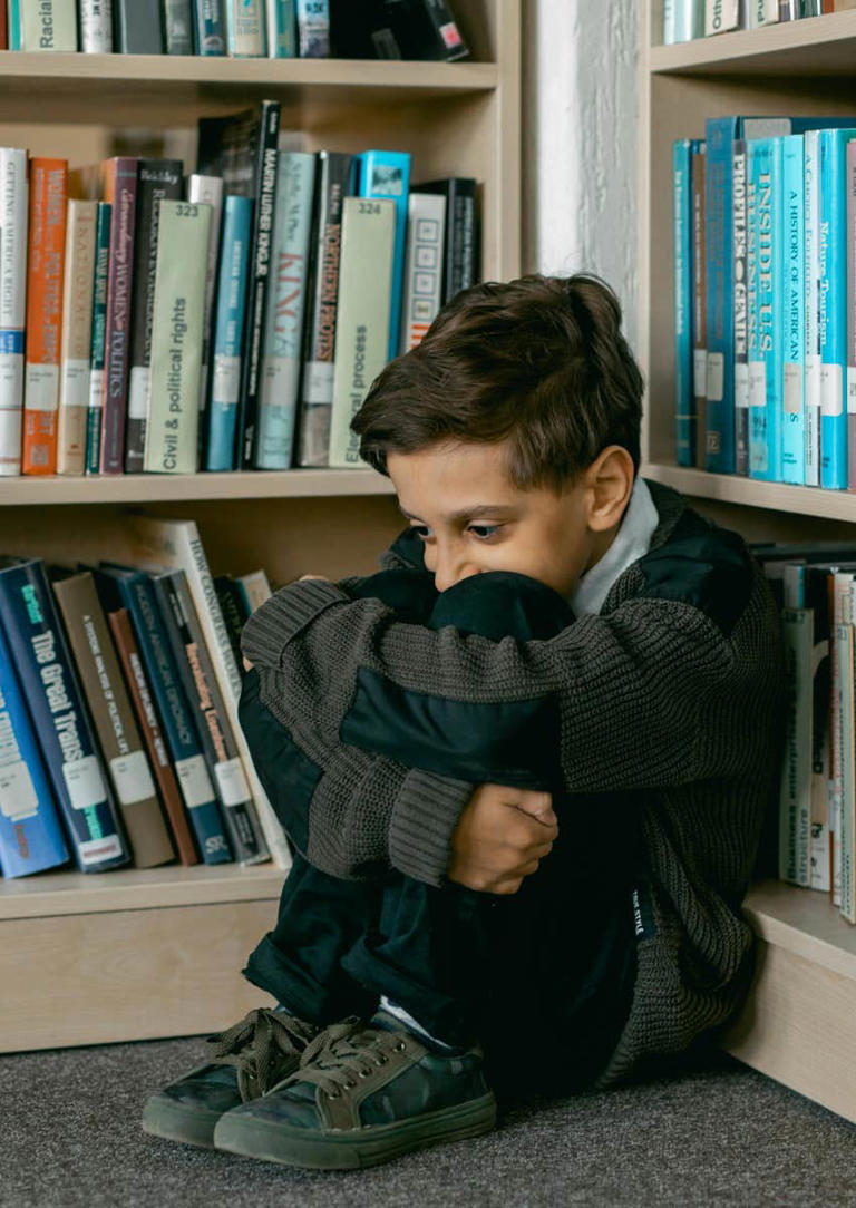 Former CIA Officer Says This Unfortunate Life Experience Reveals How ...