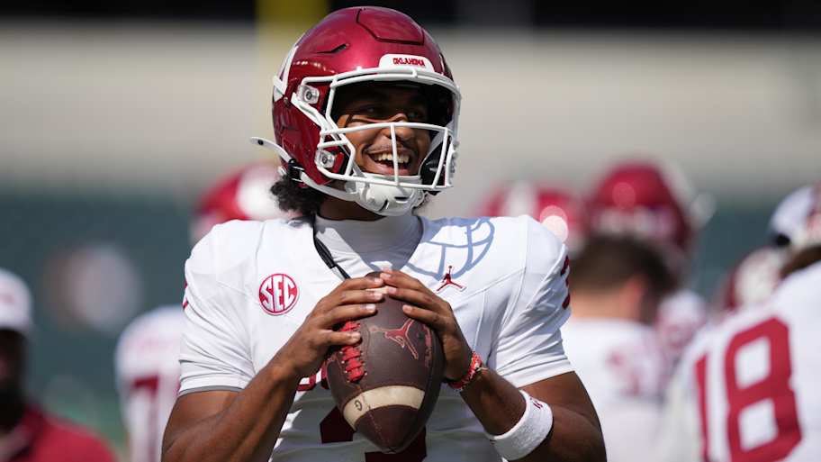 Oklahoma QB Michael Hawkins Jr. steps in and gives Ben Arbuckle a ...