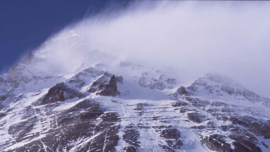 American Speed Climber Makes Right Call, Turns on Mount Everest