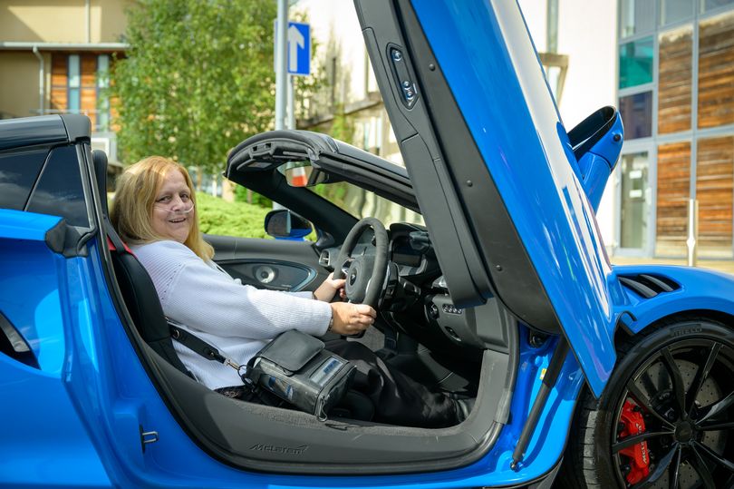 Glasgow end-of-life hospice patients treated to fantastic display of ...