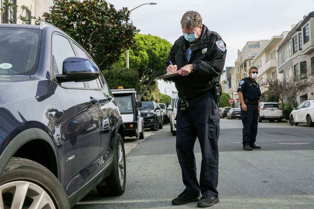 This viral app is tracking San Francisco's parking cops in real time