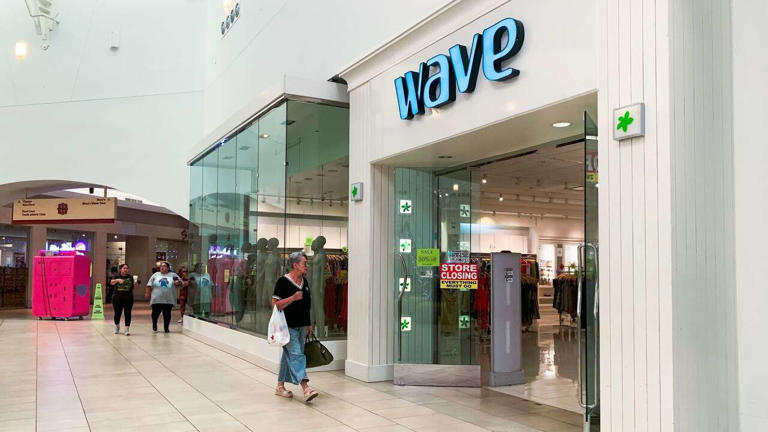 Wave to close Mall del Norte store 2 years after debut