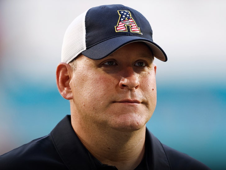 UCF Assistant Football Coach Shawn Clark Dead At 50