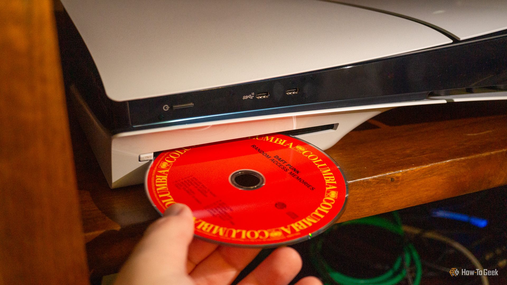 Stamped pits vs organic dyes: Why commercial CDs outlived your CD-R backups