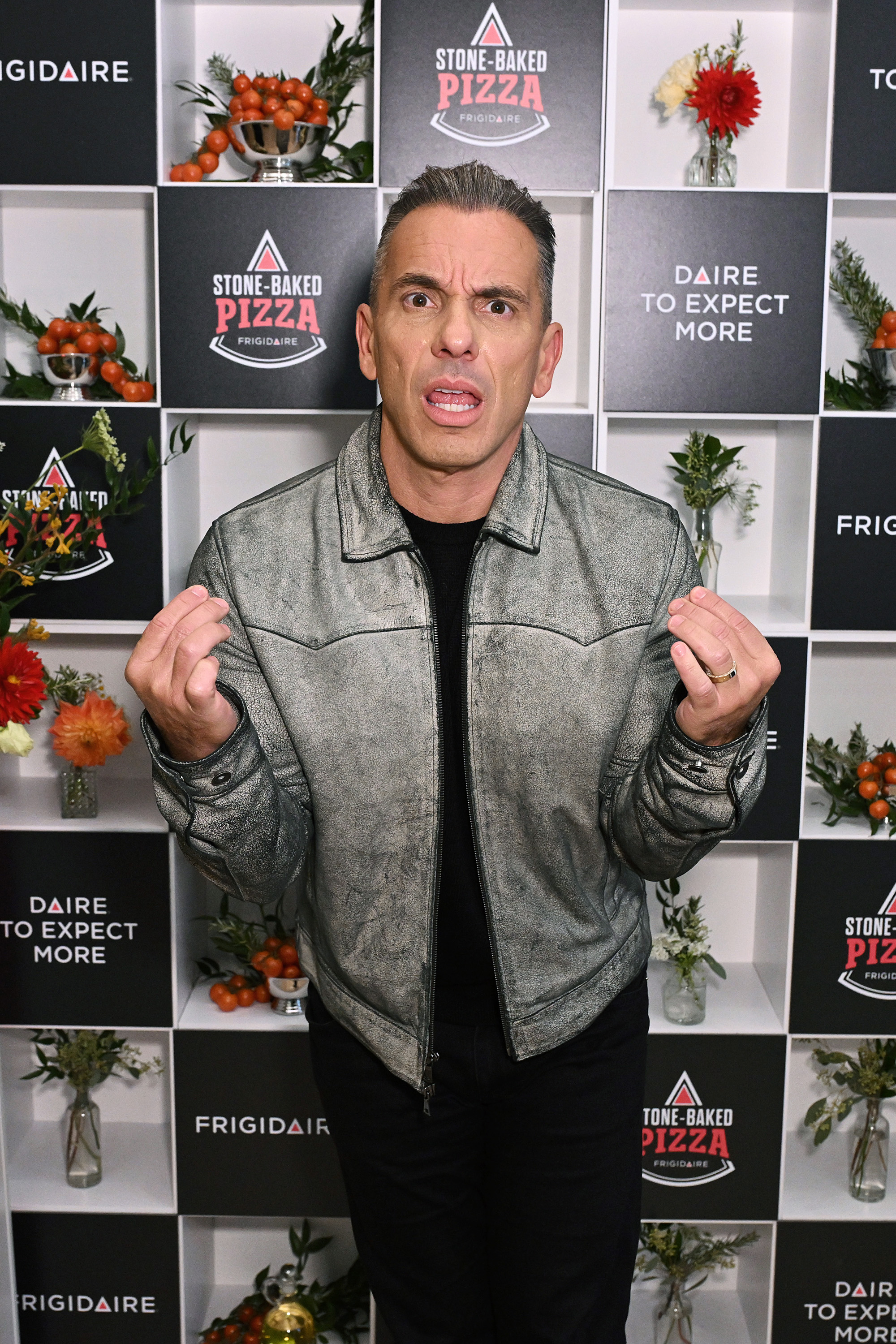 Sebastian Maniscalco surprises fan impersonators in Atlantic City