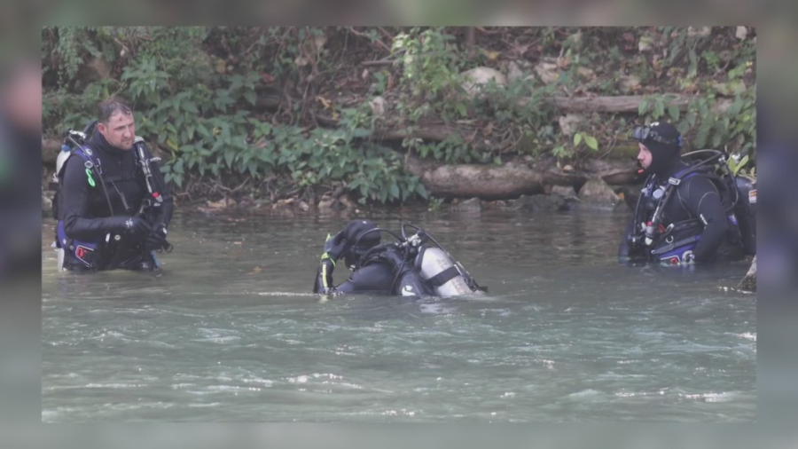 Pulaski County Sheriff’s Office Dive Team surveys Spring River after ...