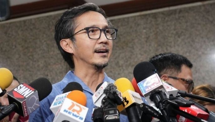 DPWH orders 10 officials to explain 'lavish lifestyle,' hand in ghost ...