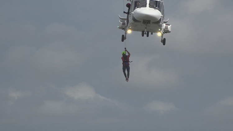 Sabine pilots showcase new helicopter tech for safer ship boarding