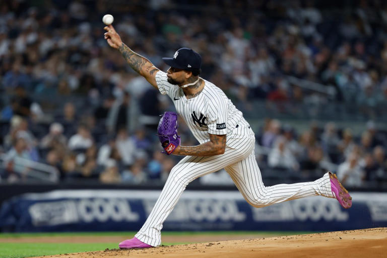 Yankees clinch playoff spot with thrilling walk-off win over White Sox