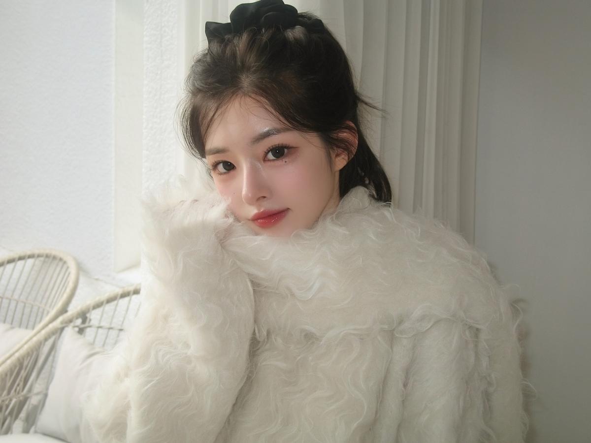 “가을겨울 더티스와 엔젤”…유혜원, 몽환적 미소→포근함의 대명사