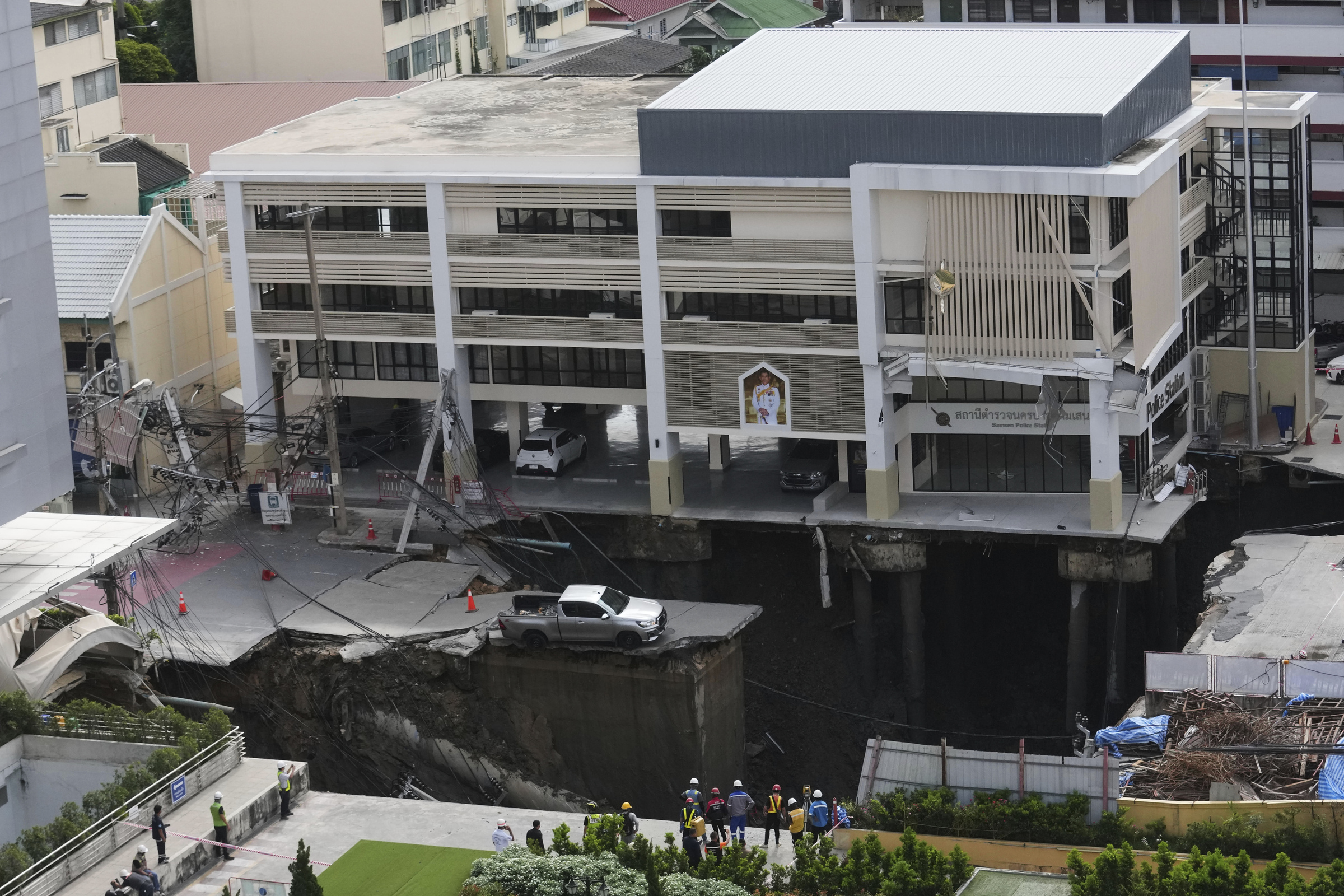 Bangkok road collapse creates massive sinkhole