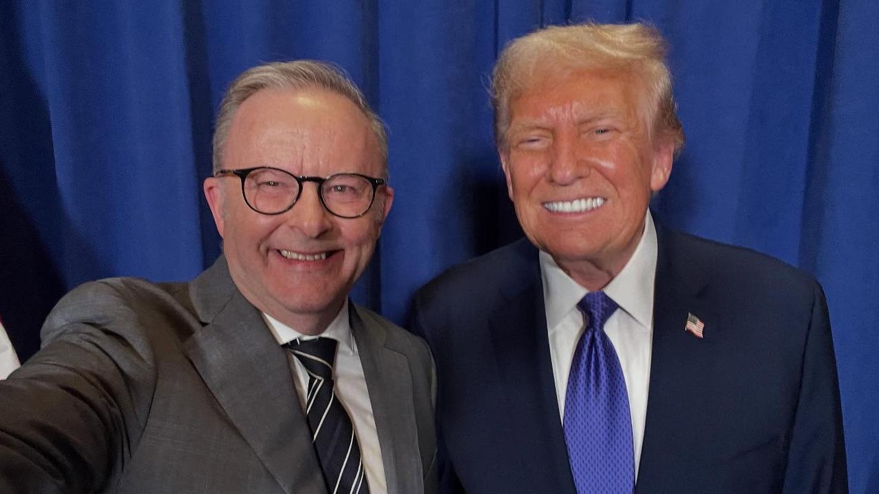 Albo’s Trump selfie instantly goes viral