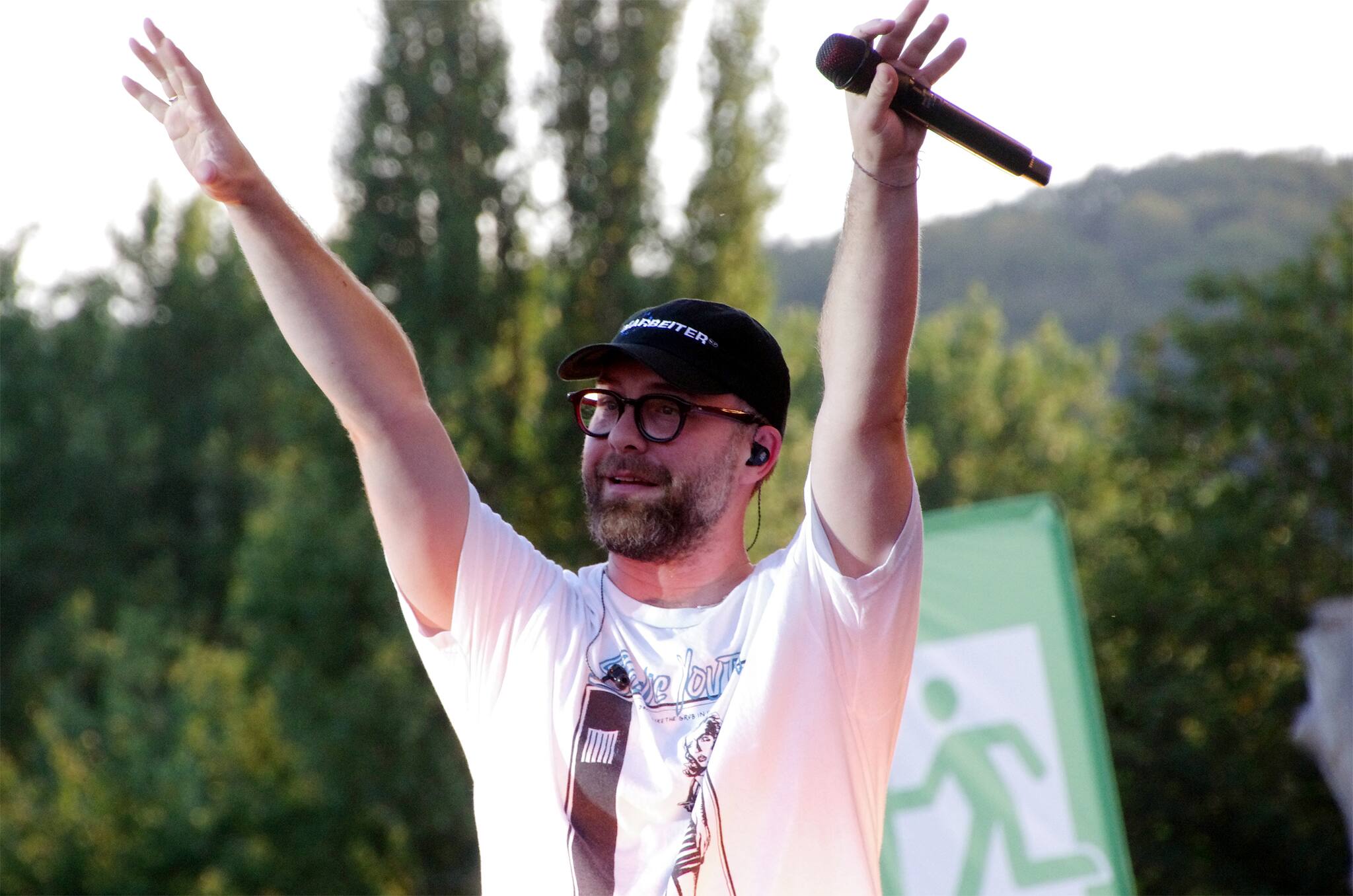 Mark Forster zeigt sich ohne Cap und Brille – Fans sind überrascht