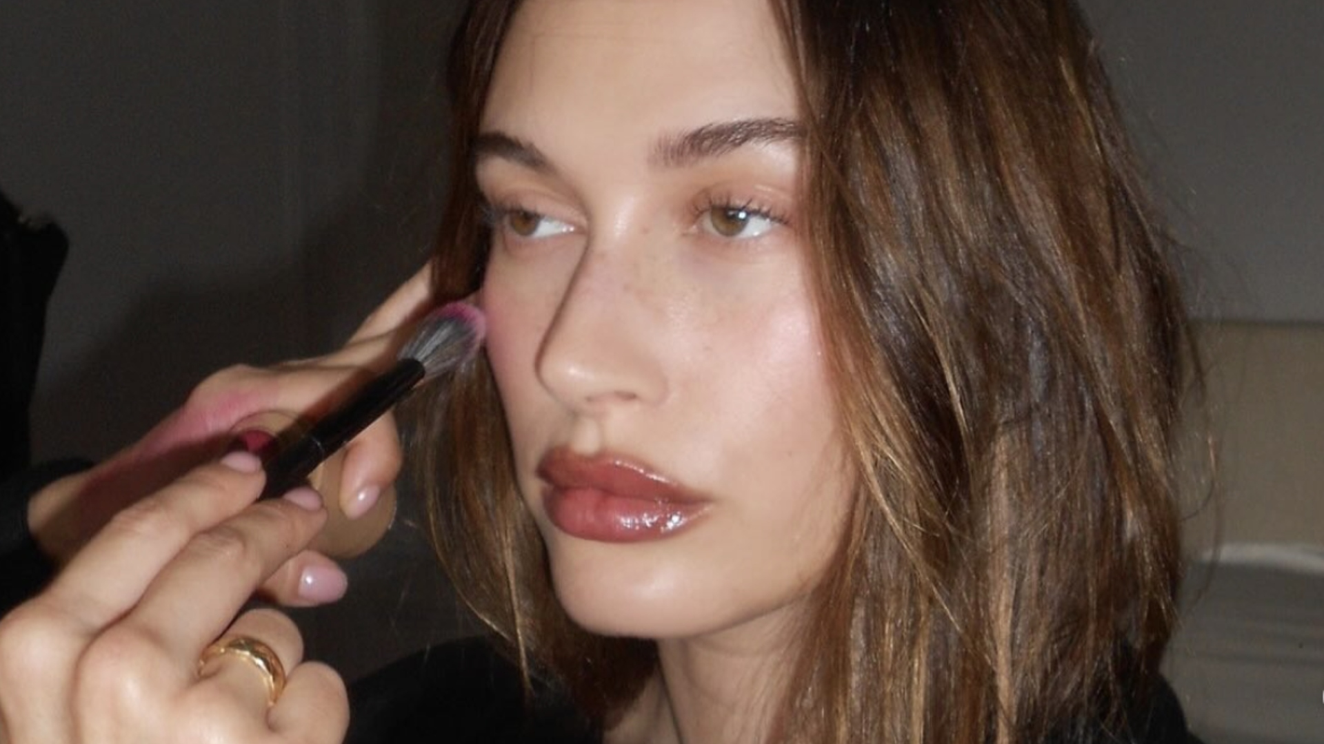 The unexpected trend of “ghost lashes” is coming this season