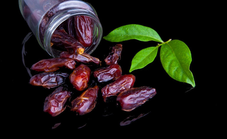 Why Dates Are The Best Sweetener And How To Use Them