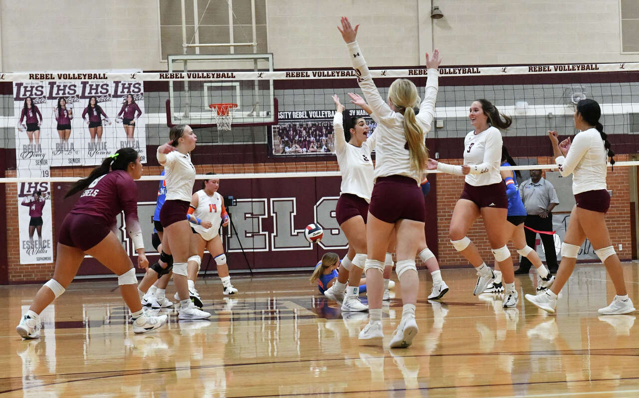 Legacy volleyball rallies to take 2-6A opener against Central