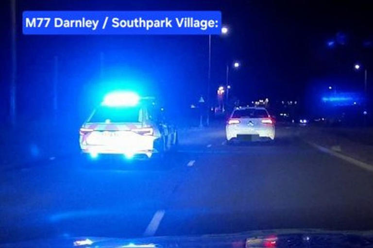 Suspect slams stolen Land Rover into Glasgow cop car before fleeing scene