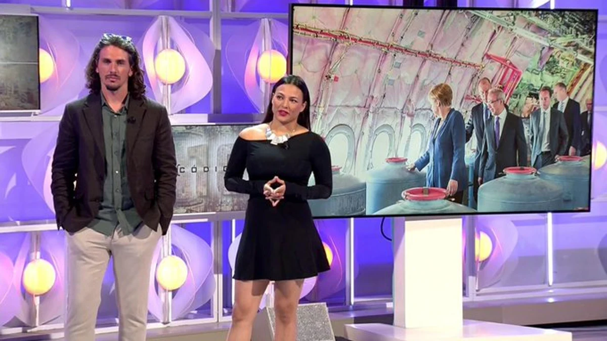 Elisa Mouliaá se alinea con el terraplanista Javi Poves para ...