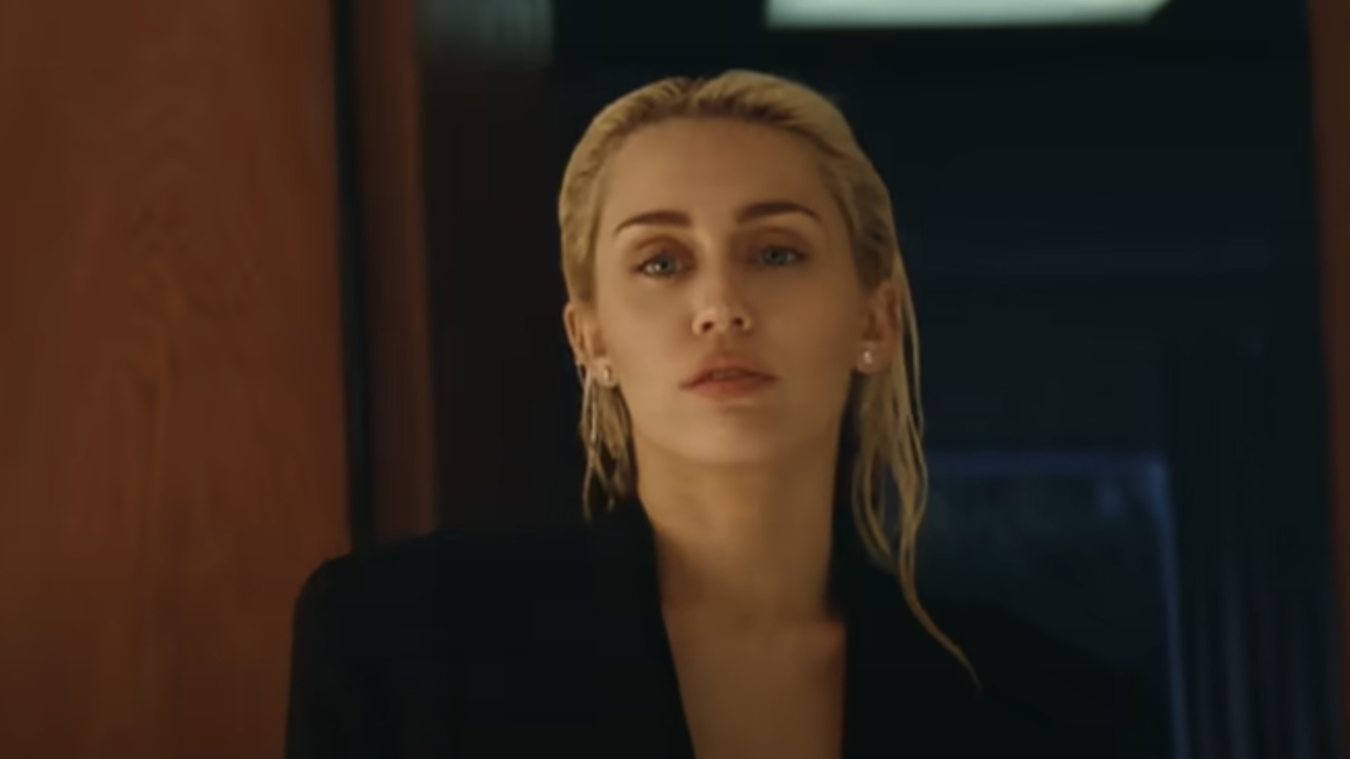 "It's grotesque": At 32, Miley Cyrus divides opinion with new photos