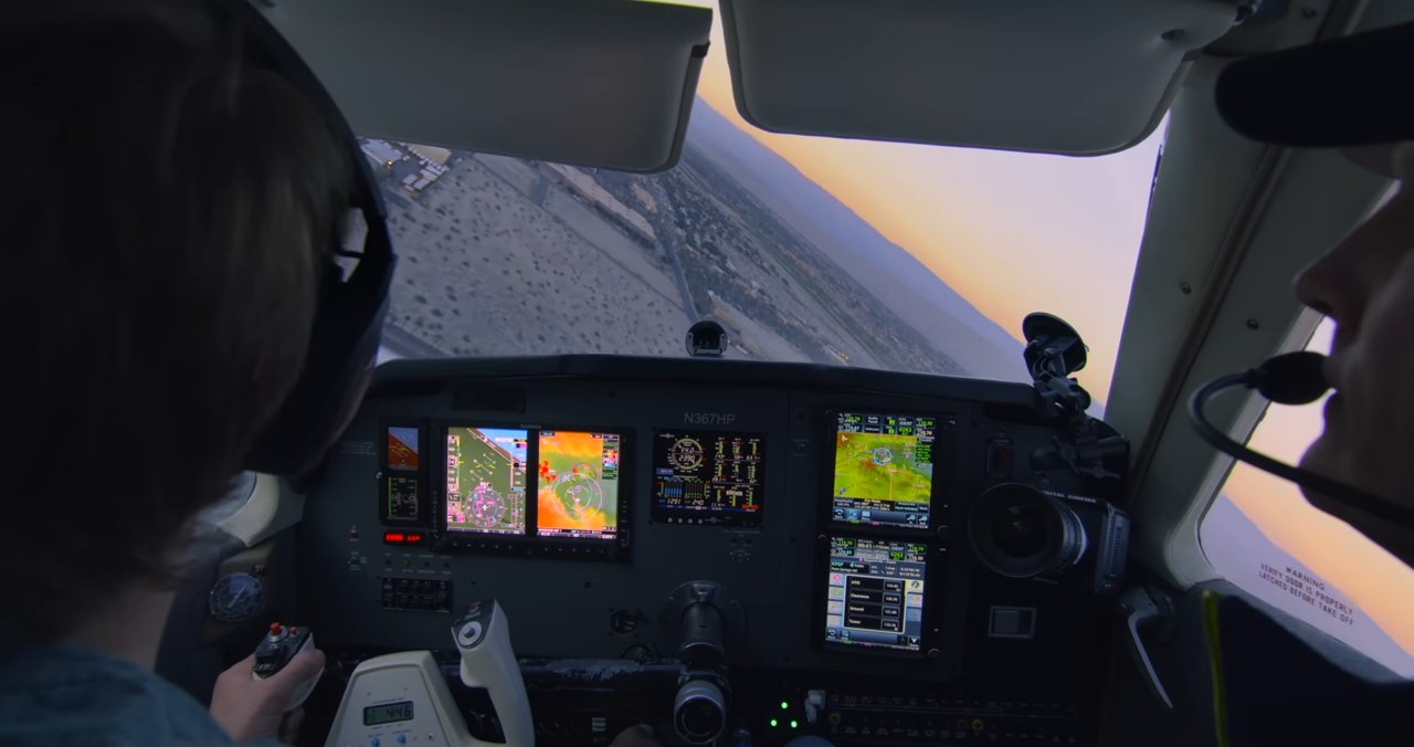 How a Scenic Flight to Palm Springs Turned Into a High-Stakes Return