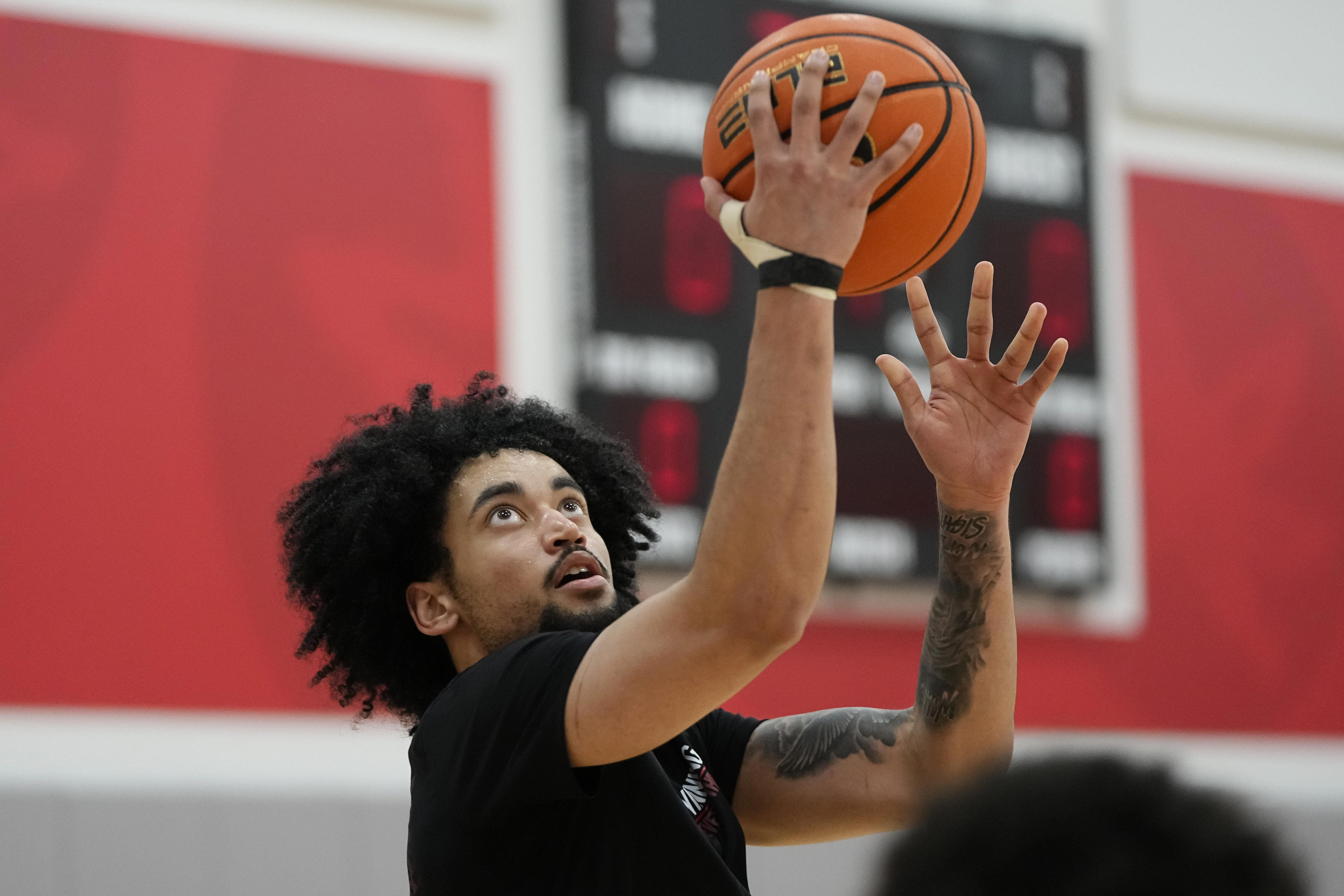 Now healthy, Ohio State men's basketball's Taison Chatman ready to play