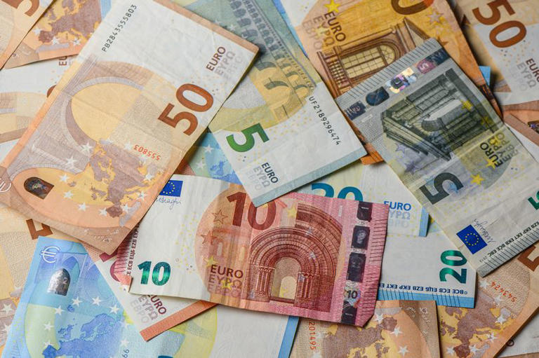 Cost of living: One major group of parents excluded from budget money boost