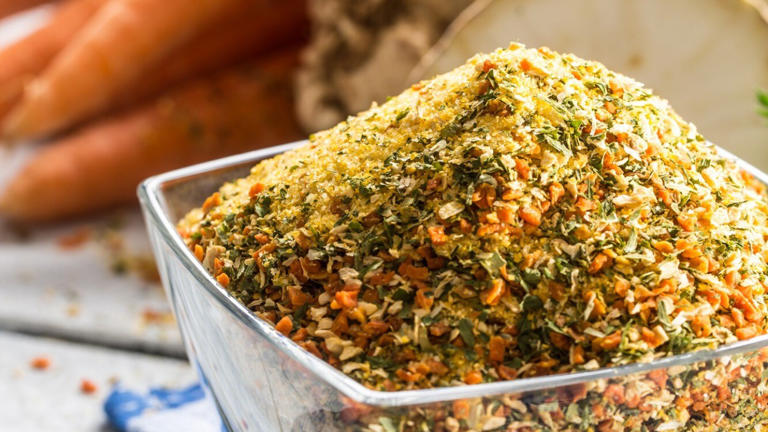 Seasoning Blends I Mix Myself to Save Money