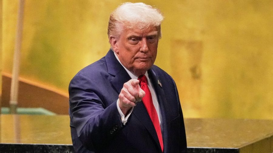 Trump approval ticks down amid economic concerns: Poll