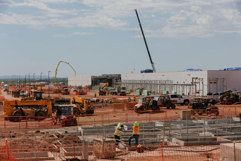 U.S. Launches $500 Billion Stargate AI Infrastructure Project