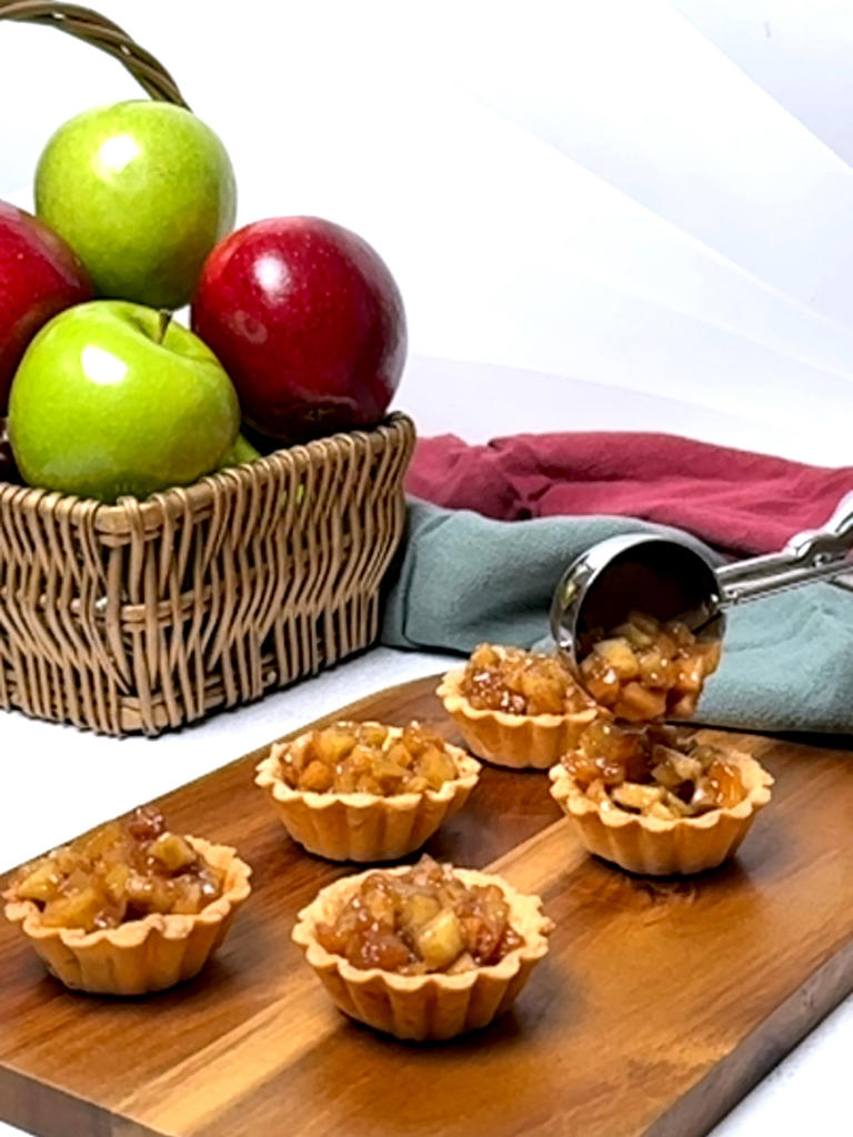 Paris Meets Apple Pie: Bite-sized tarts come fully loaded with sugar and spice