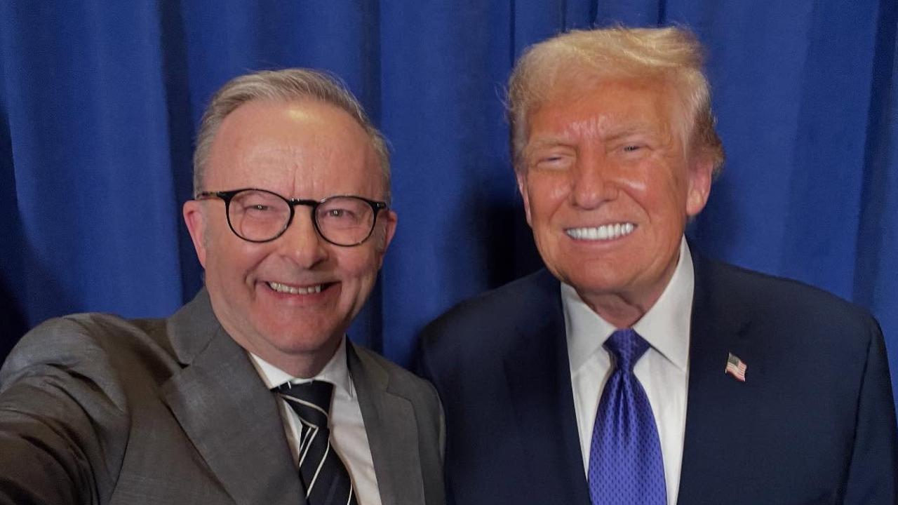 Albo’s Trump selfie instantly goes viral