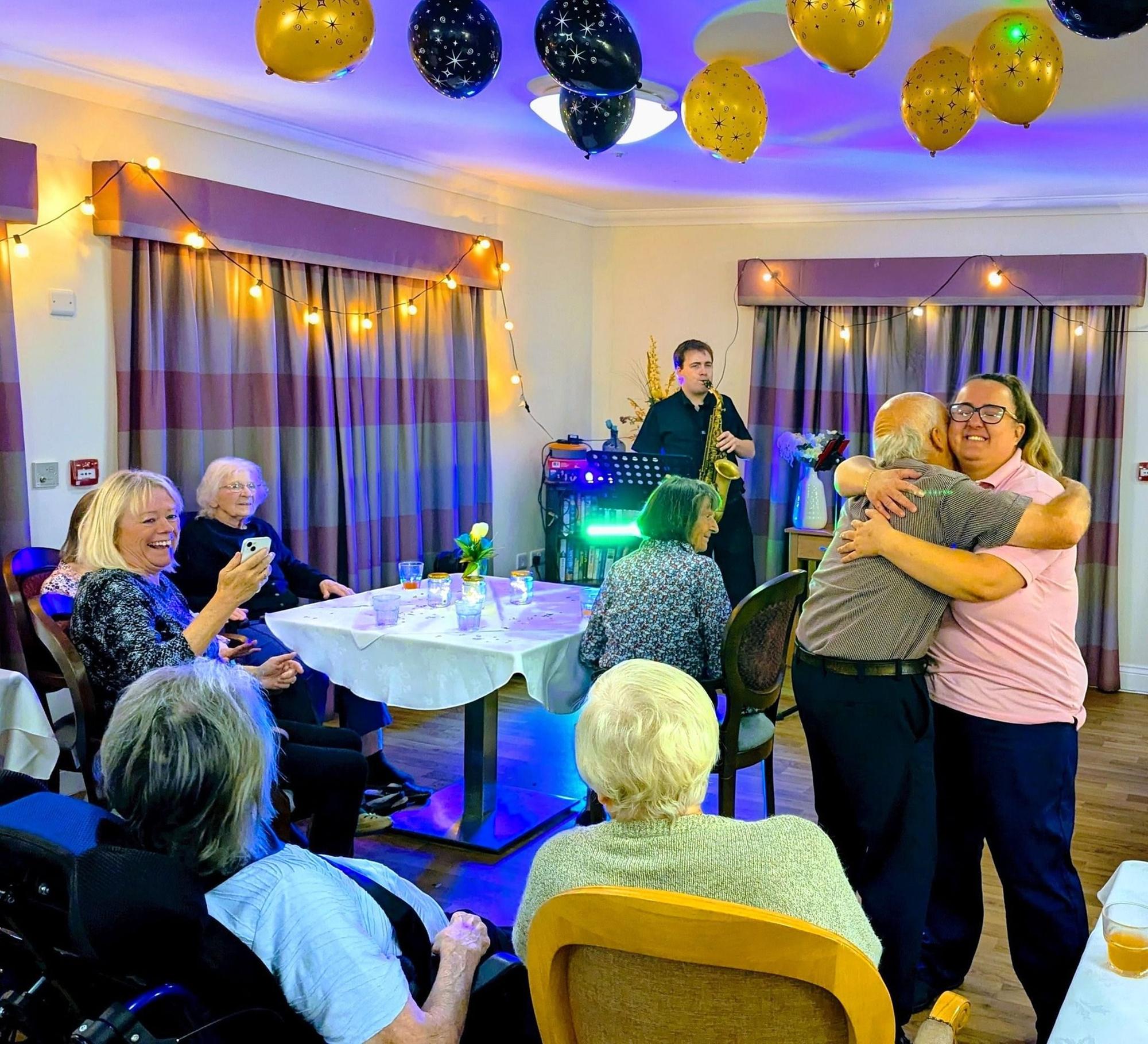 Deeping, St James care home residents enjoy a day of cocktails and jazz