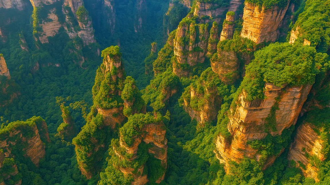 Zhangjiajie National Park in 4K – Avatar-Inspired Peaks of Hunan, China