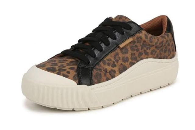 I'm a Travel Planner Who's Constantly on My Feet—These Podiatrist ...