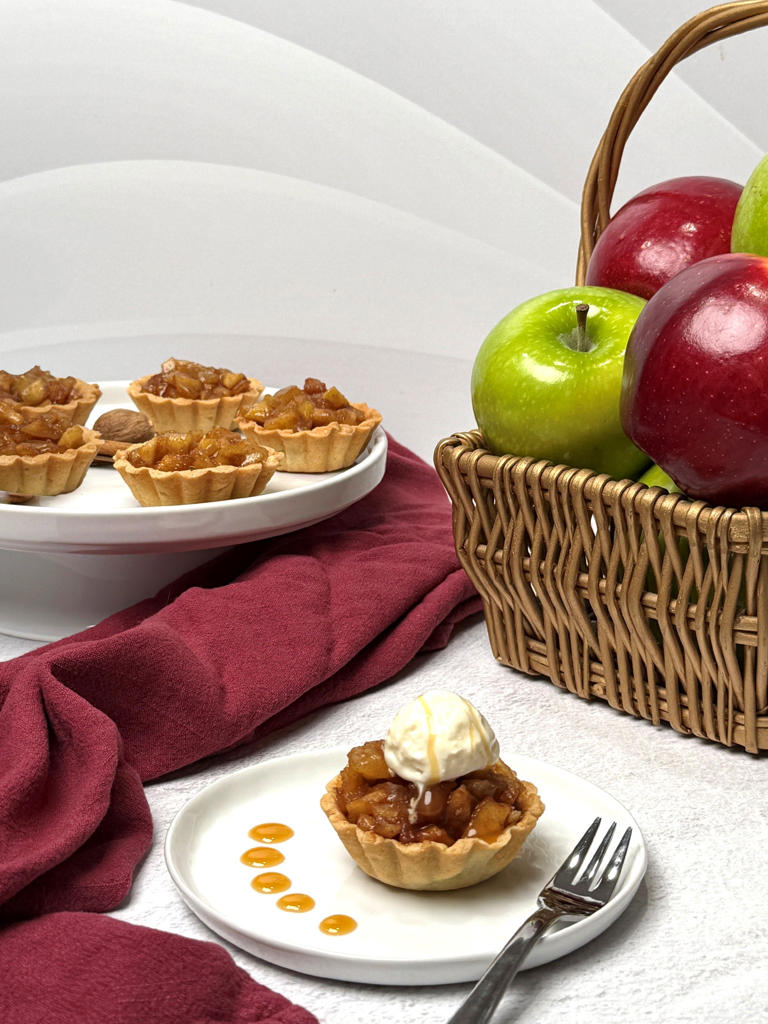 Paris Meets Apple Pie: Bite-sized tarts come fully loaded with sugar ...