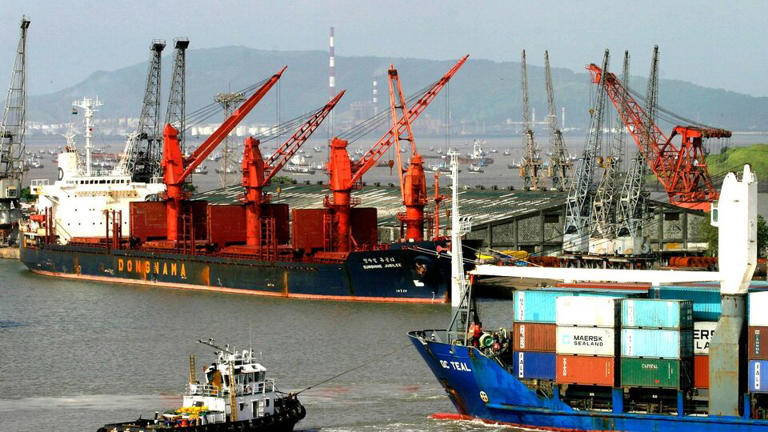 Cabinet approves ₹69,725 crore package for shipbuilding and maritime ...
