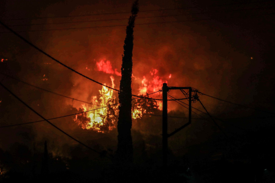 Reuters: Γηρασμένο ηλεκτρικό δίκτυο και ανεπαρκής συντήρηση «ανάβουν ...