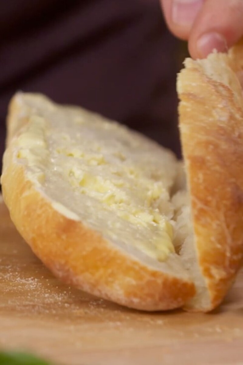 Classic catalan garlic aioli