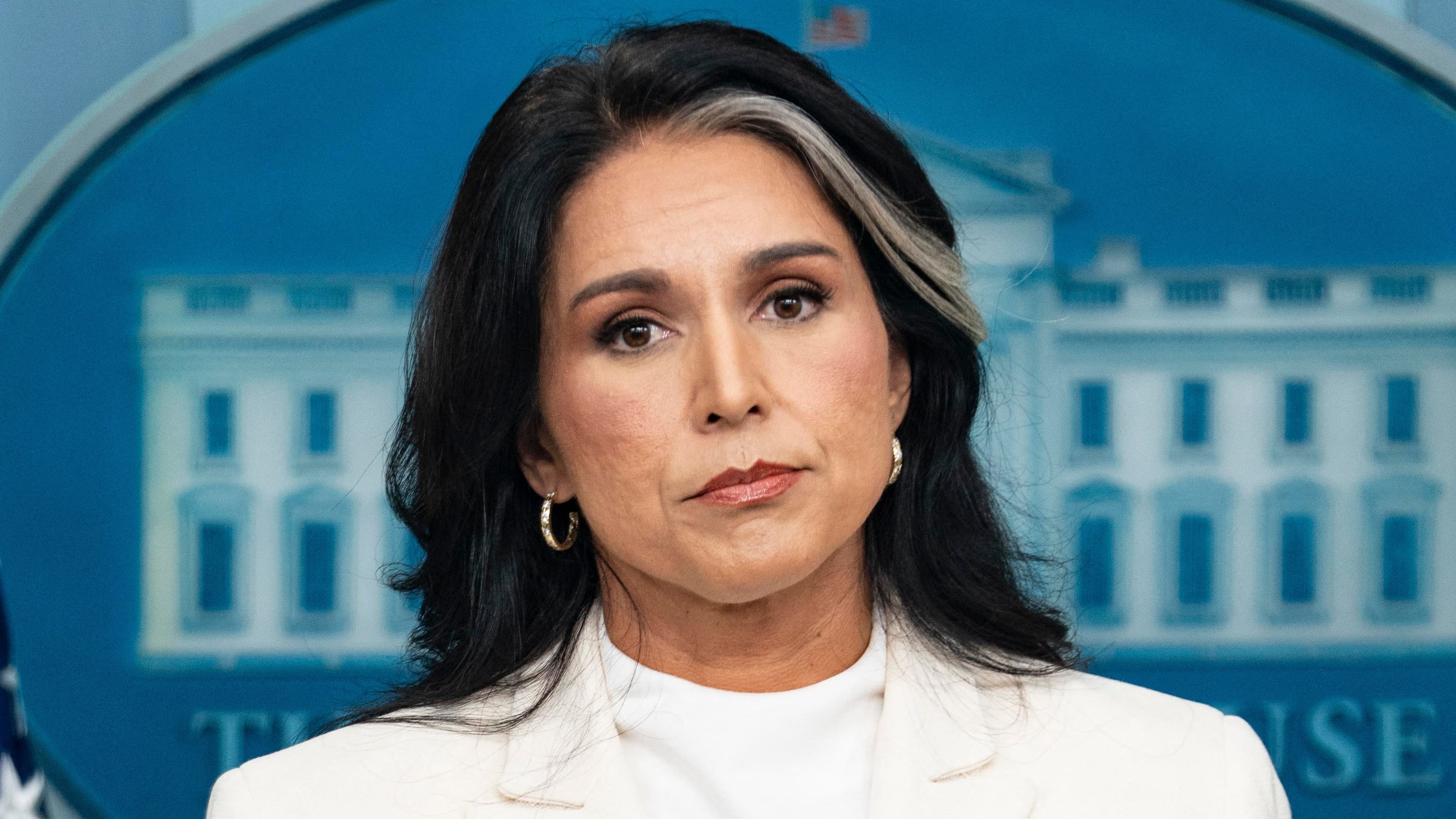 Tulsi Gabbard Bungles Trump’s Pet Probe With Security Blunder