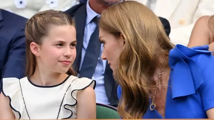 Ούτε η Kate Middleton, ούτε η κόρη της, Charlotte! Αυτή είναι η ...