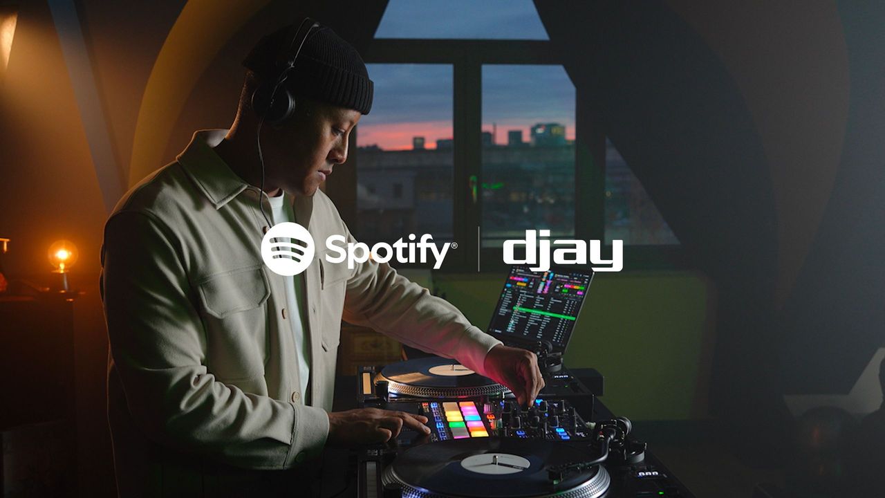 The popular djay app for Windows finally gets one of its most requested ...