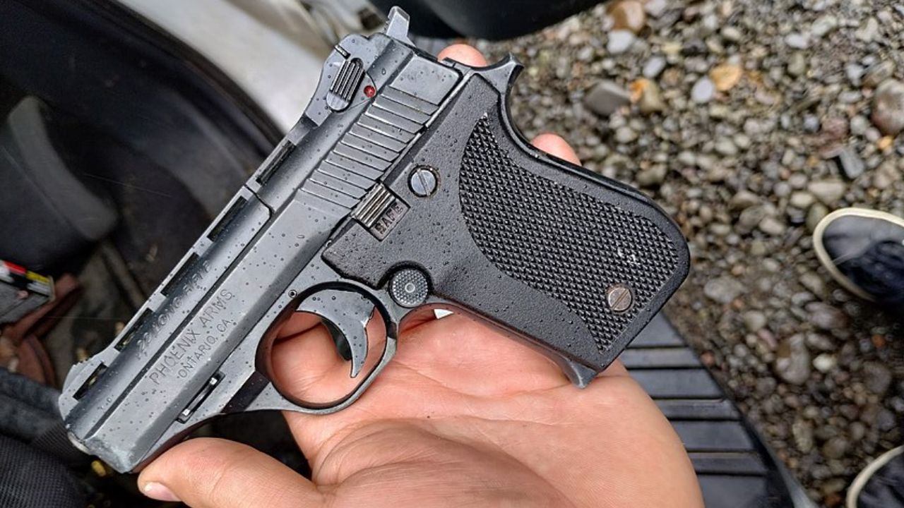 Handguns that fall apart after a few hundred rounds
