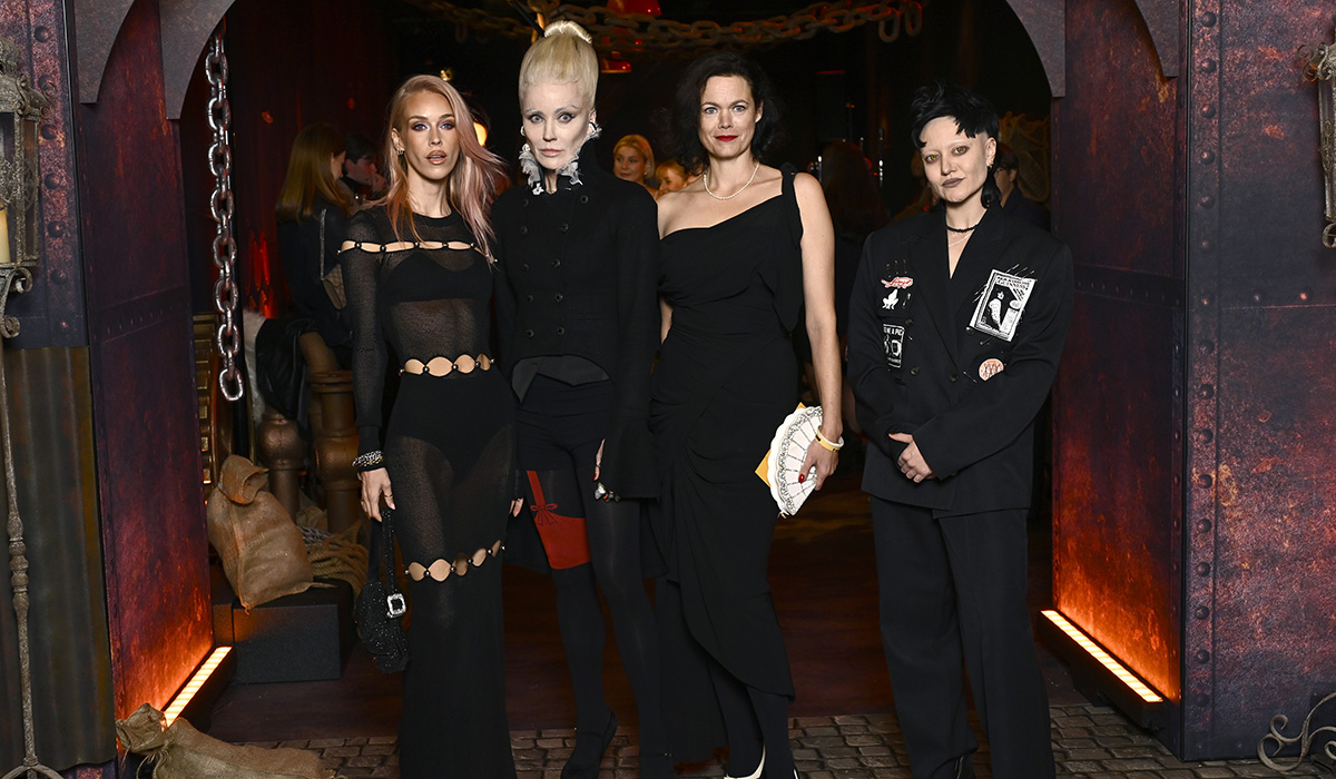 PICS: Real Guinness family steal the show at Netflix premiere