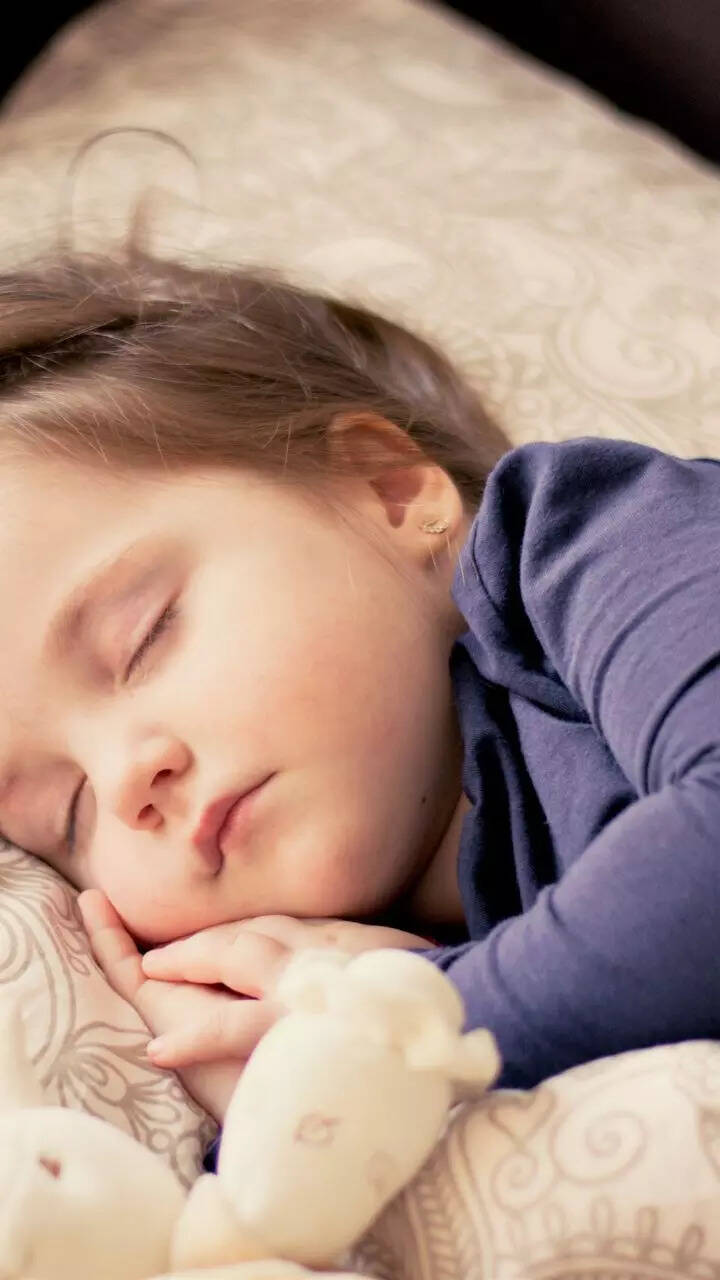 8 baby girl names starting with letter N