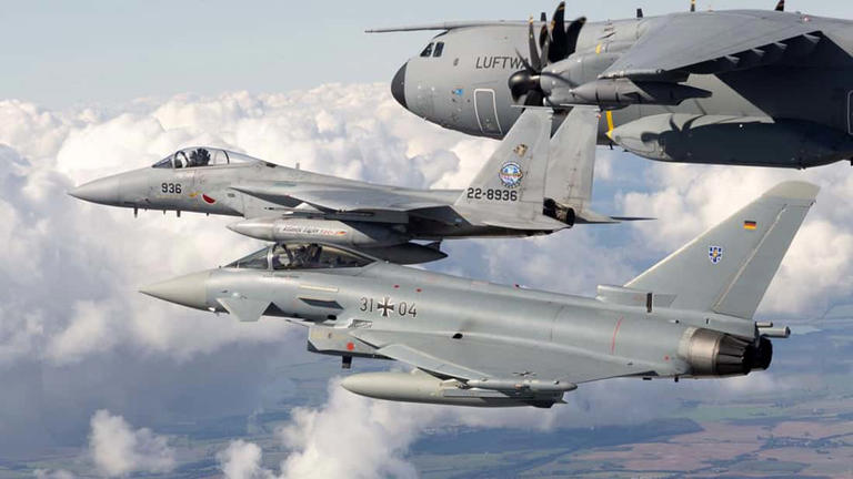 Erstmals japanische Kampfjets in Deutschland: Premiere: F-15 Eagle der ...