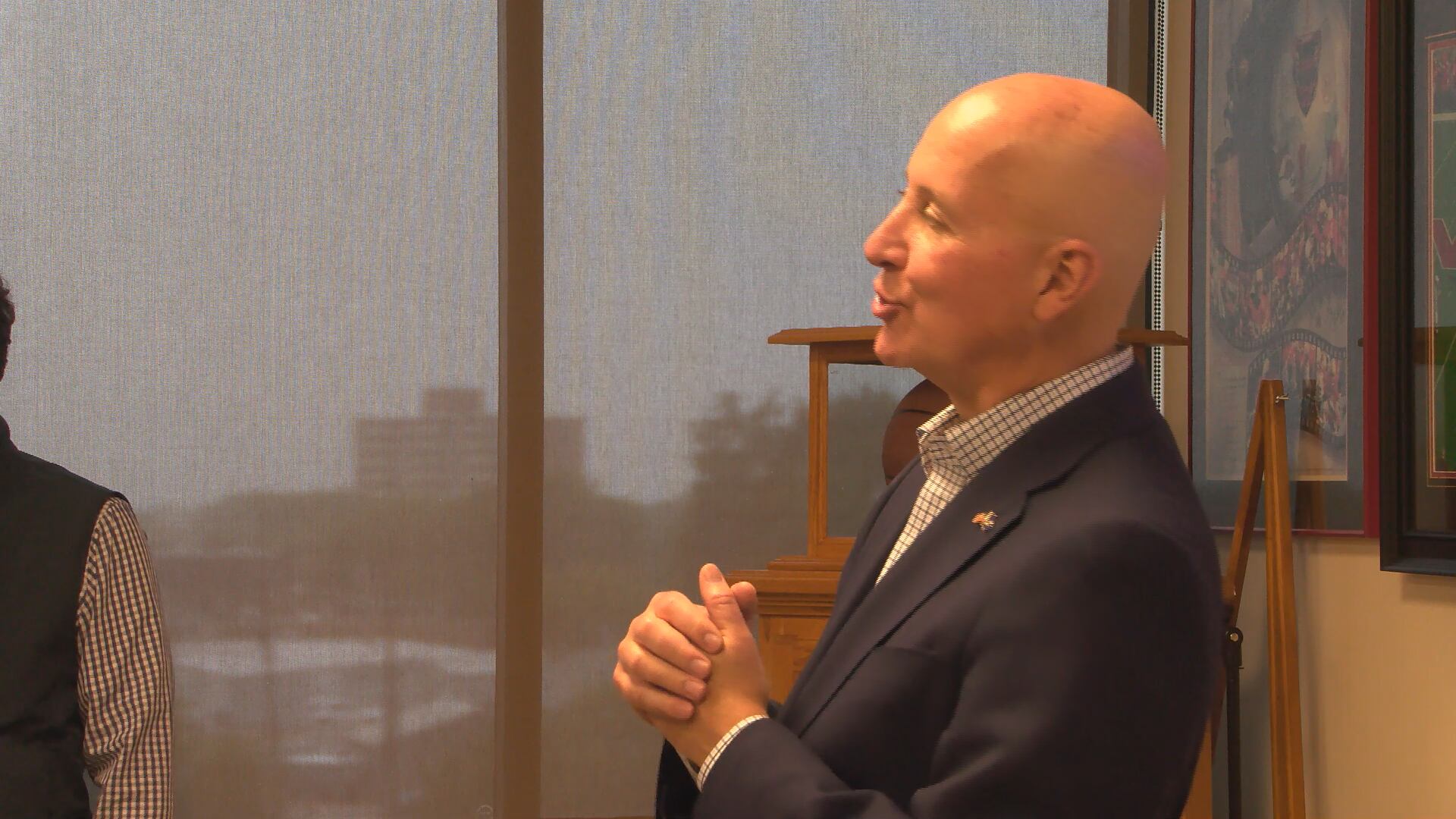 Senator Pete Ricketts in North Platte during reelection campaign tour