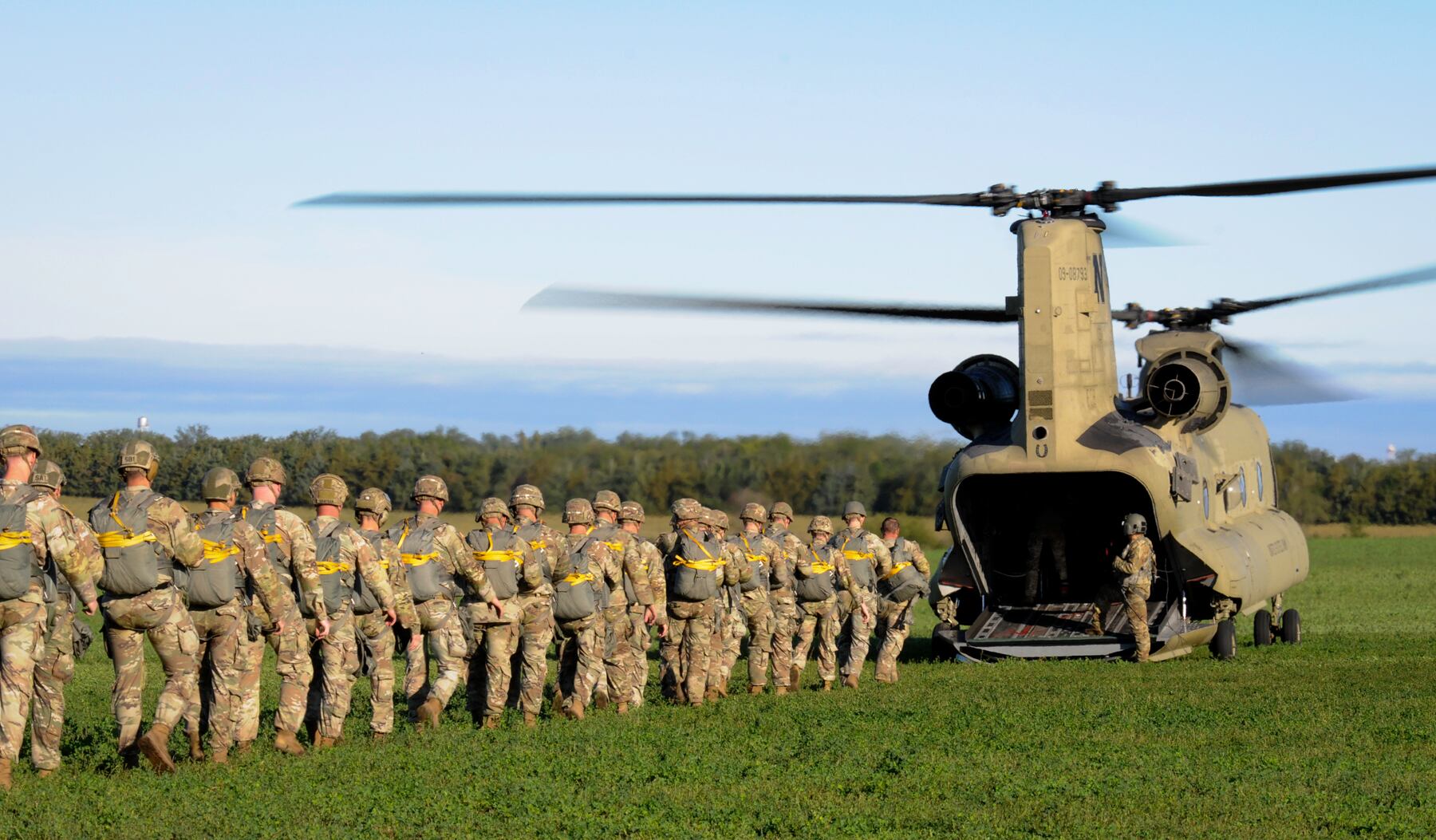 Nebraska National Guard paratroopers make final jump after 40 years of ...